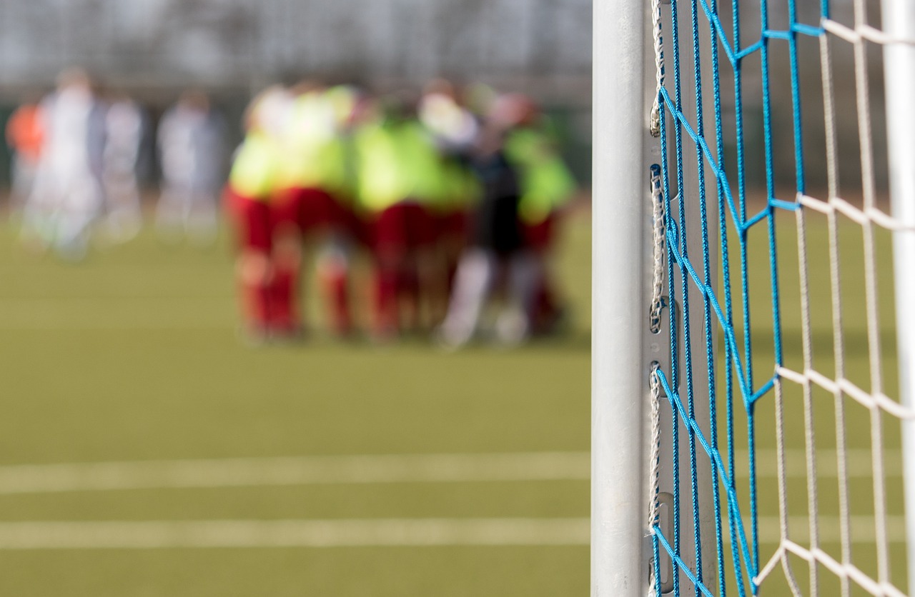 Managing Goalkeeper Nerves & Anxiety: Pre-Game Routines – Top Goalkeeping